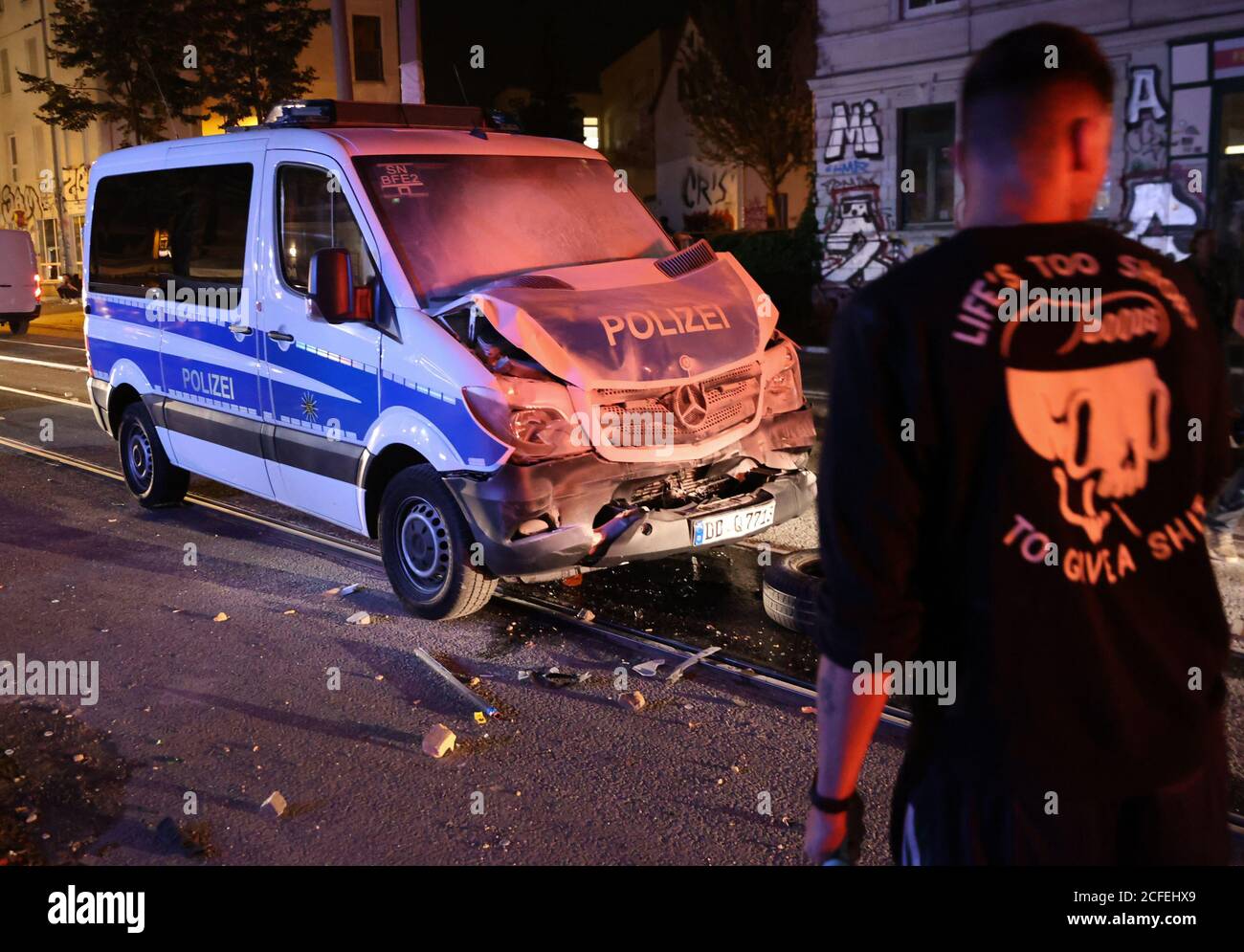 Destroyed police car hi-res stock photography and images - Alamy