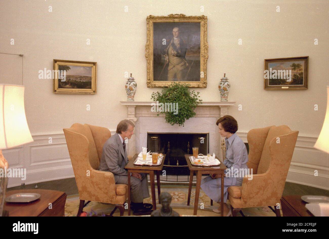 Jimmy Carter and Rosalynn Carter having Lunch time in the Oval Office ...