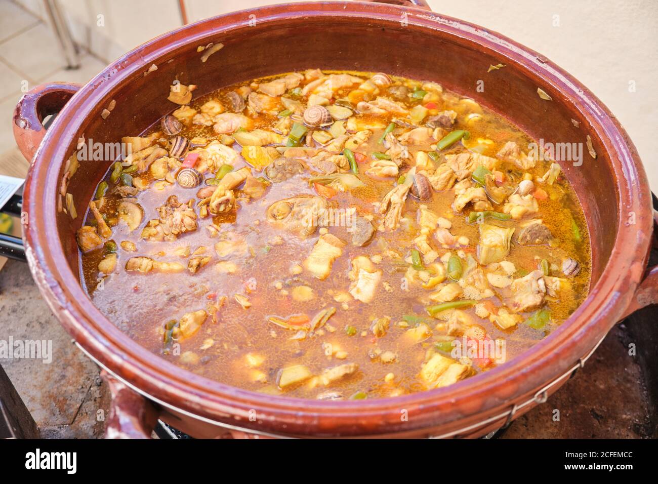Clay pot rice hi-res stock photography and images - Alamy