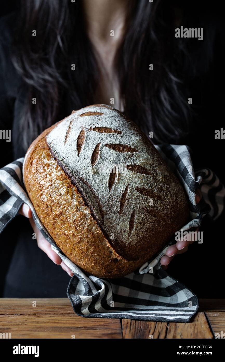Person showing hi-res stock photography and images - Alamy
