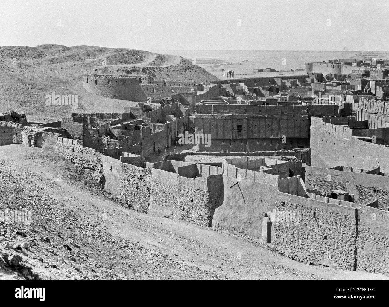Middle East History - Iraq. Nejaf. First sacred city of the Shiite ...