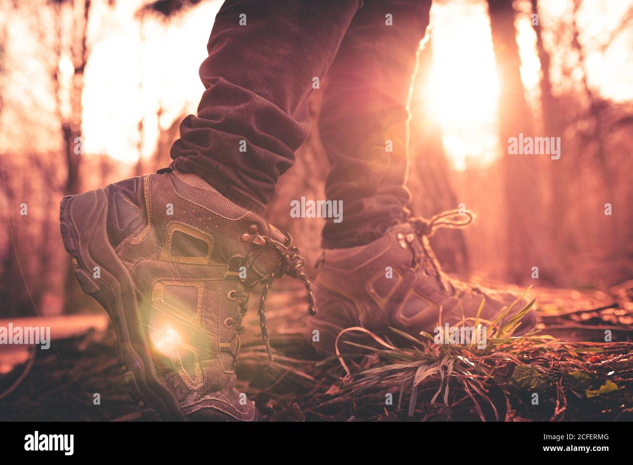 Mountain edge feet hi-res stock photography and images - Alamy