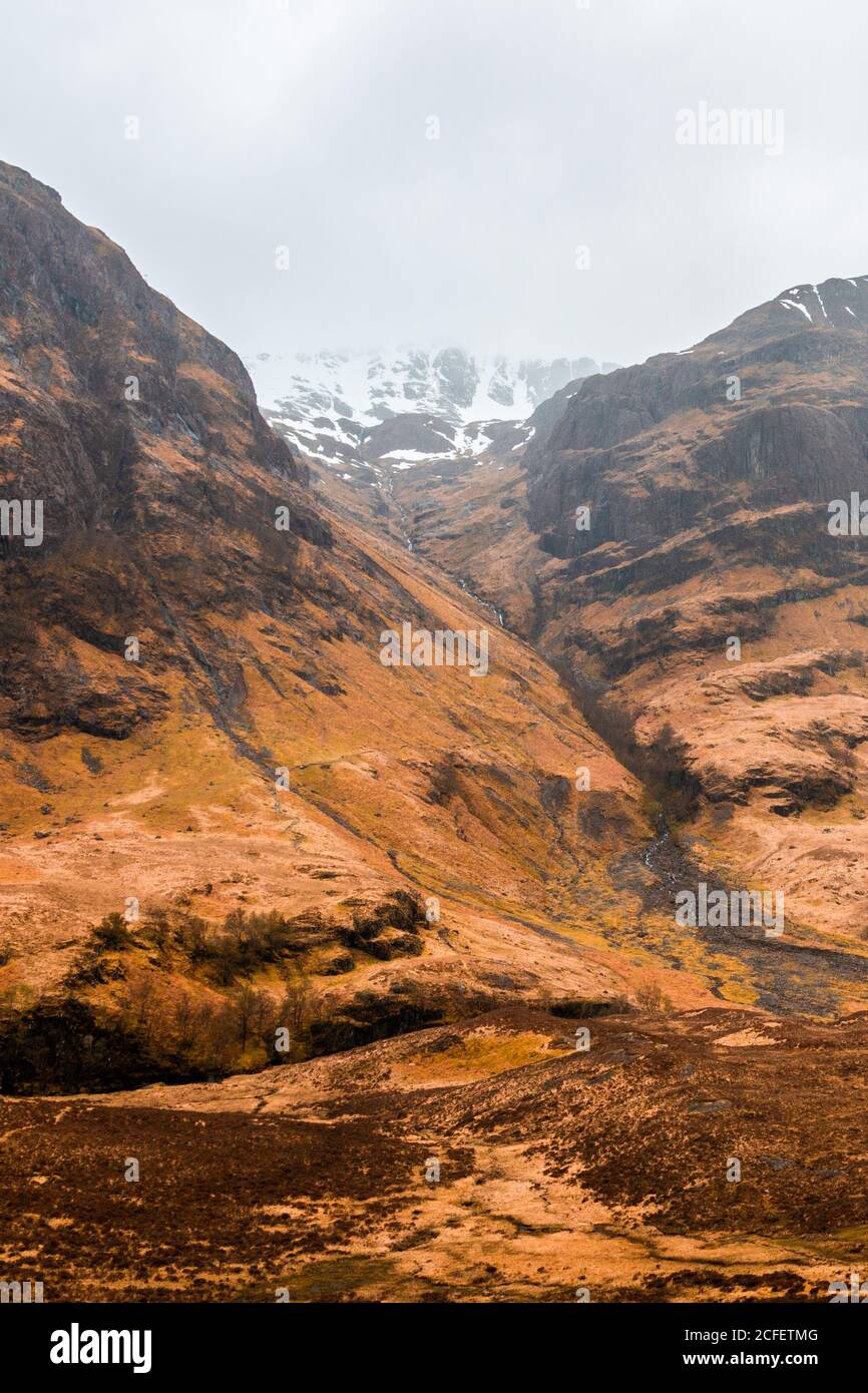 Narrow curvy road hi-res stock photography and images - Alamy