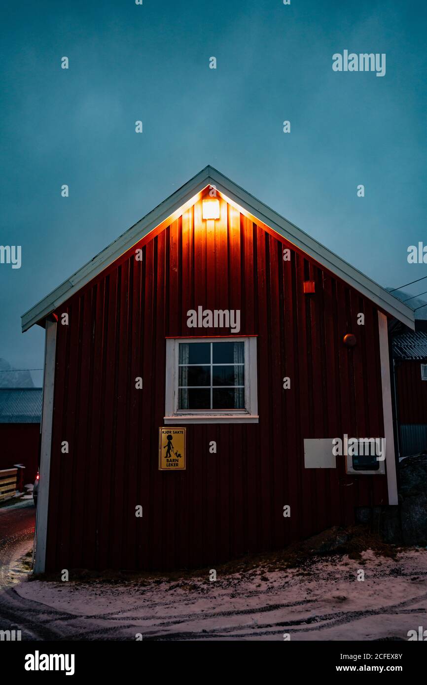 Bridge small windows hi-res stock photography and images - Alamy