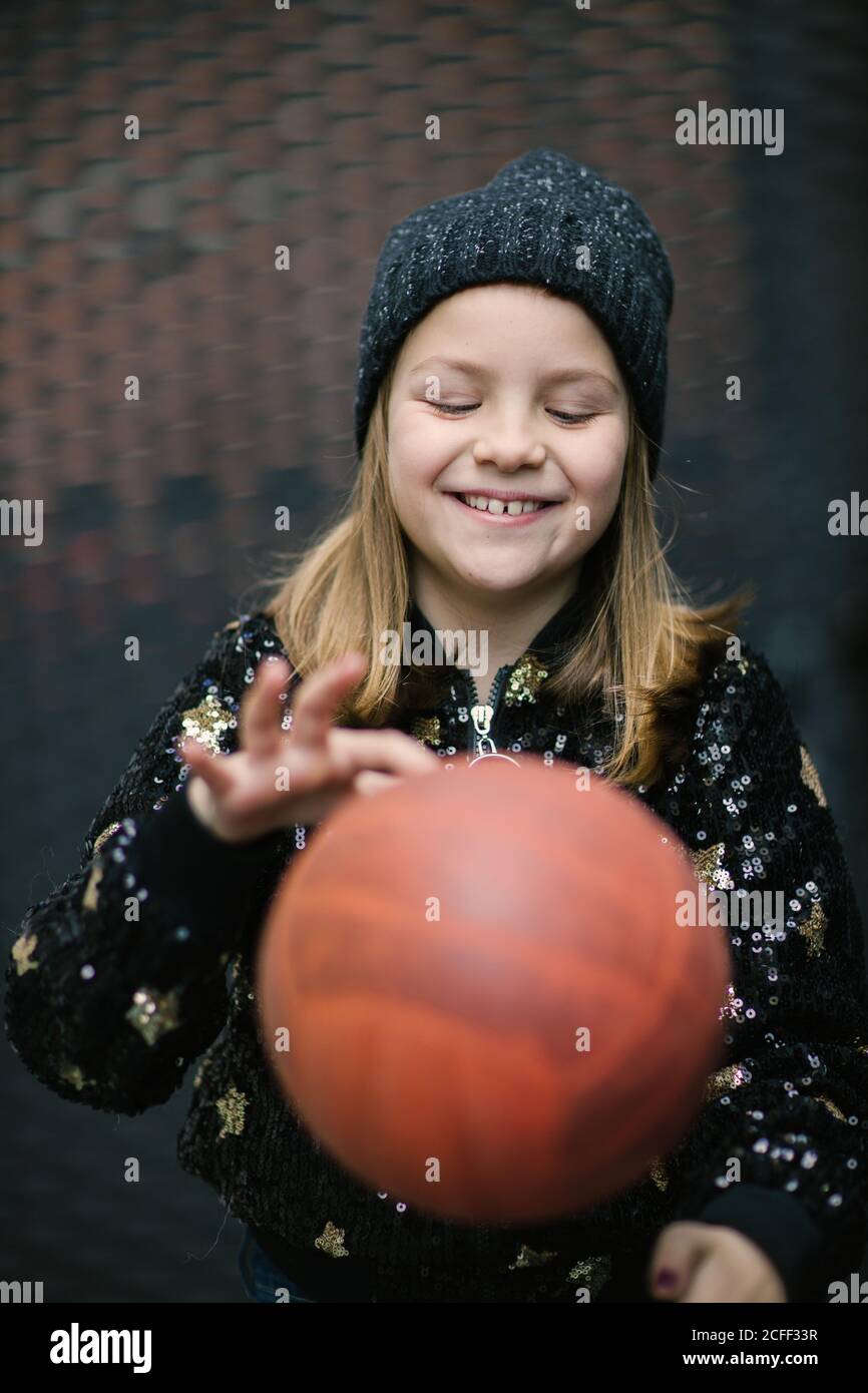 Child girl playing volleyball hi-res stock photography and images - Alamy