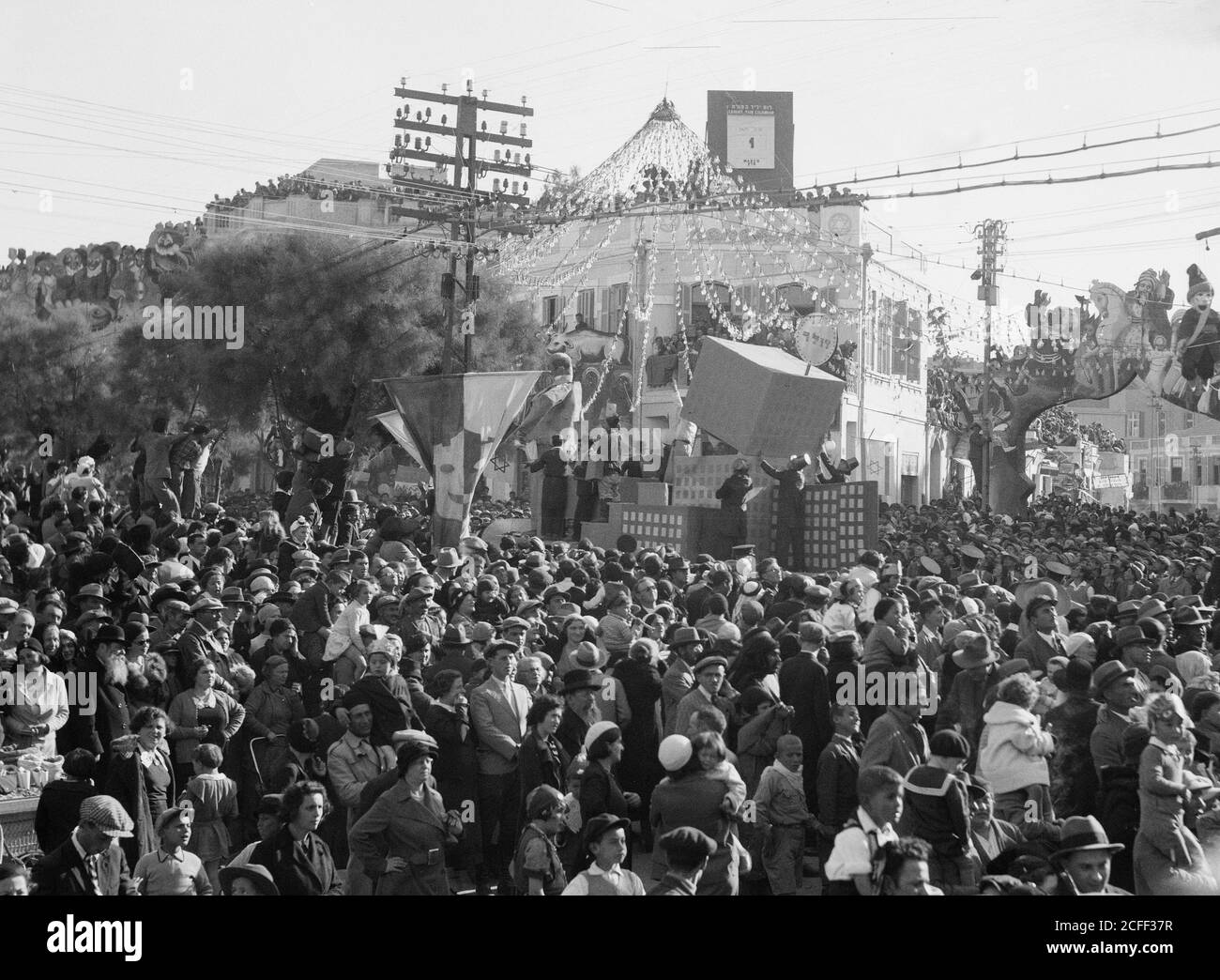 1934 purim carnival parade hi-res stock photography and images - Alamy