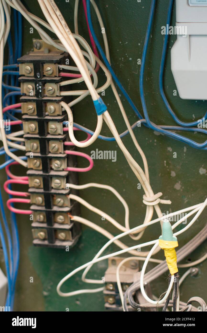 Electrical connections hi-res stock photography and images - Alamy