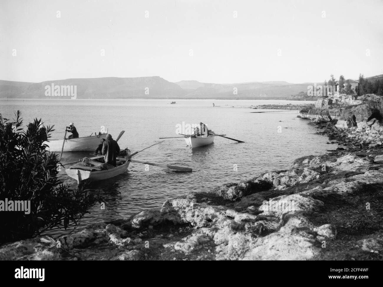 "Middle East History - Choice set of thirteen slides illustrating the ...