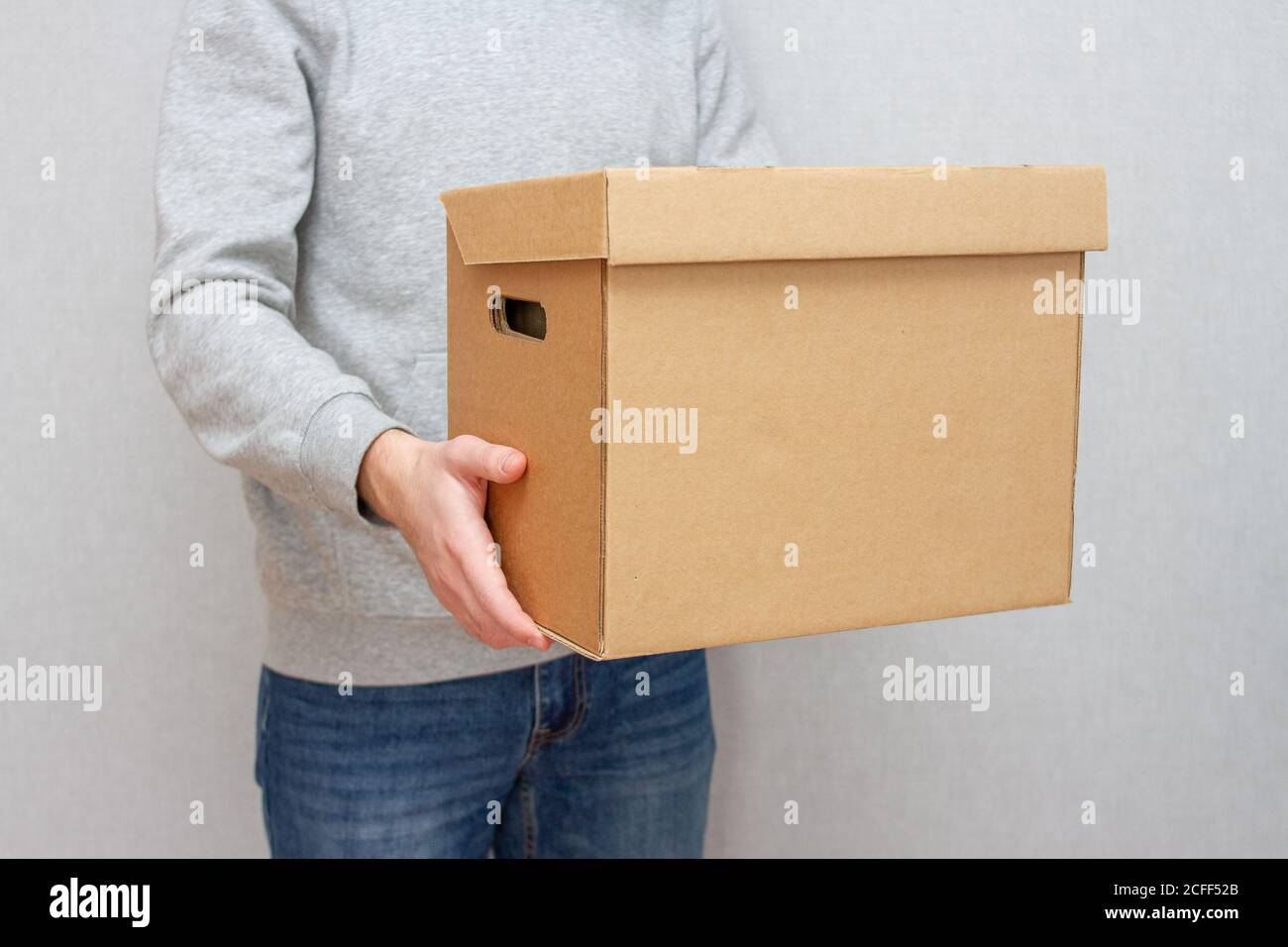 Logistic box hi-res stock photography and images - Alamy