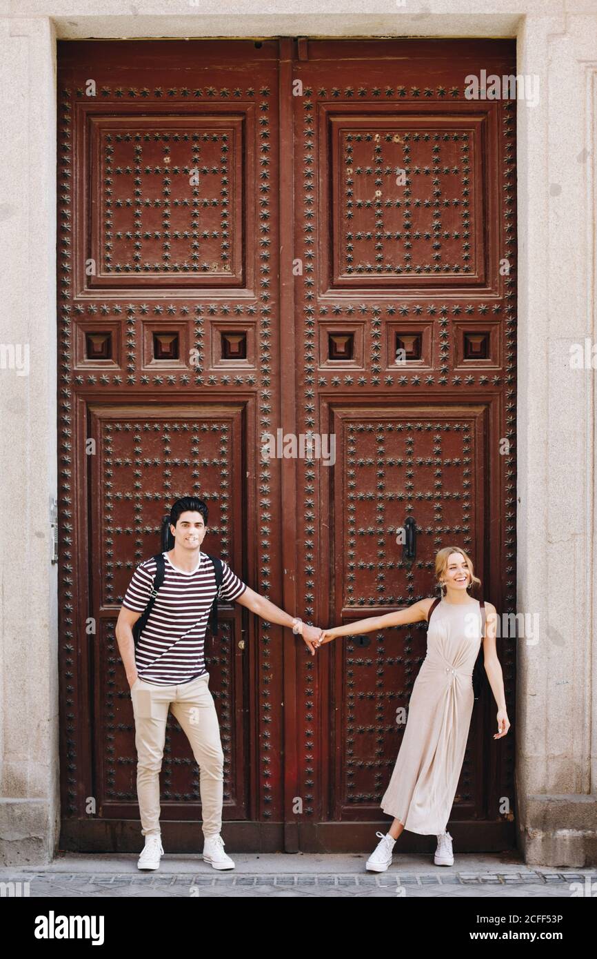 Young woman boyfriend front door hi-res stock photography and images ...