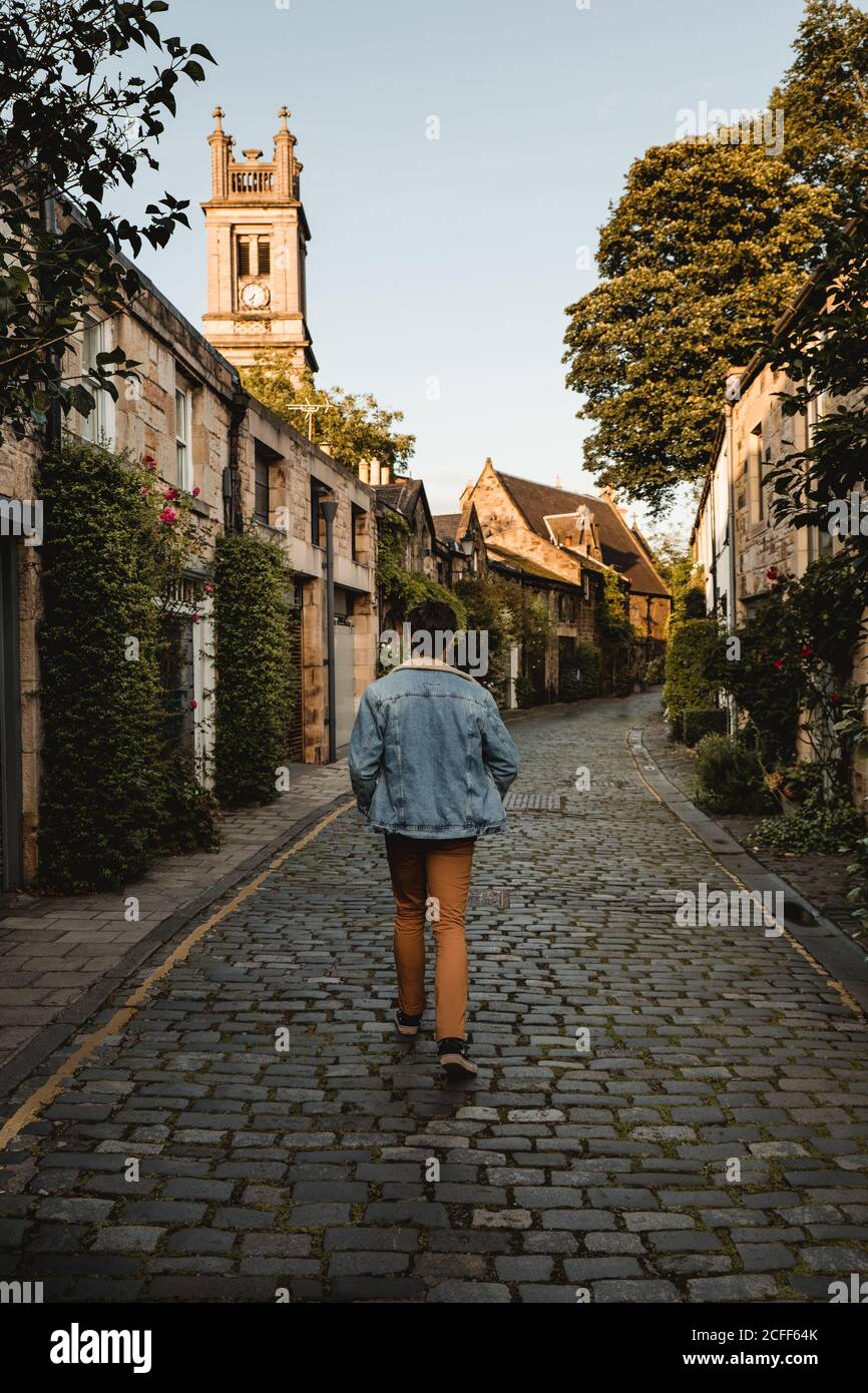 Man walking on paving hi-res stock photography and images - Alamy
