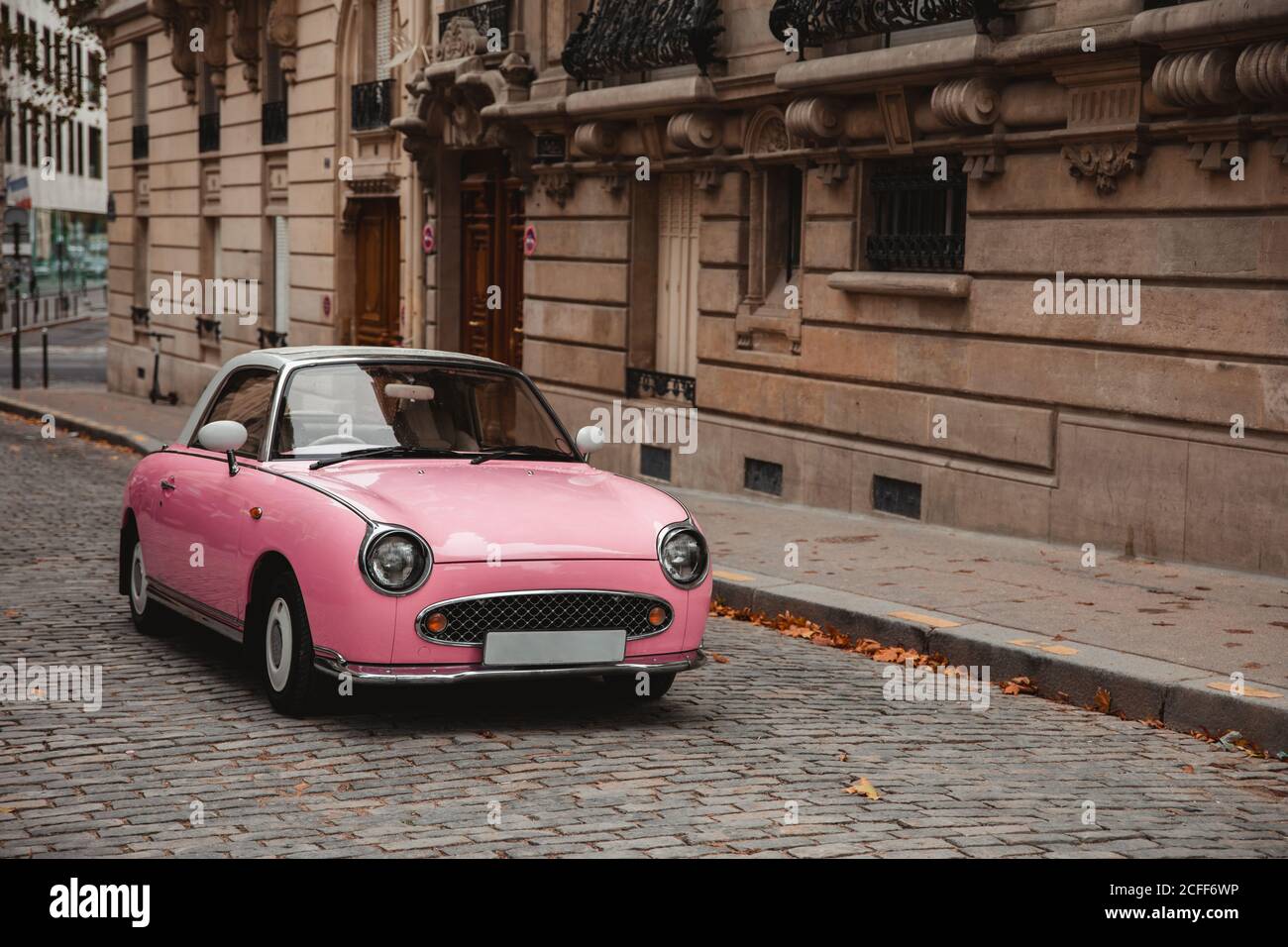 Paris old street car hi-res stock photography and images - Alamy
