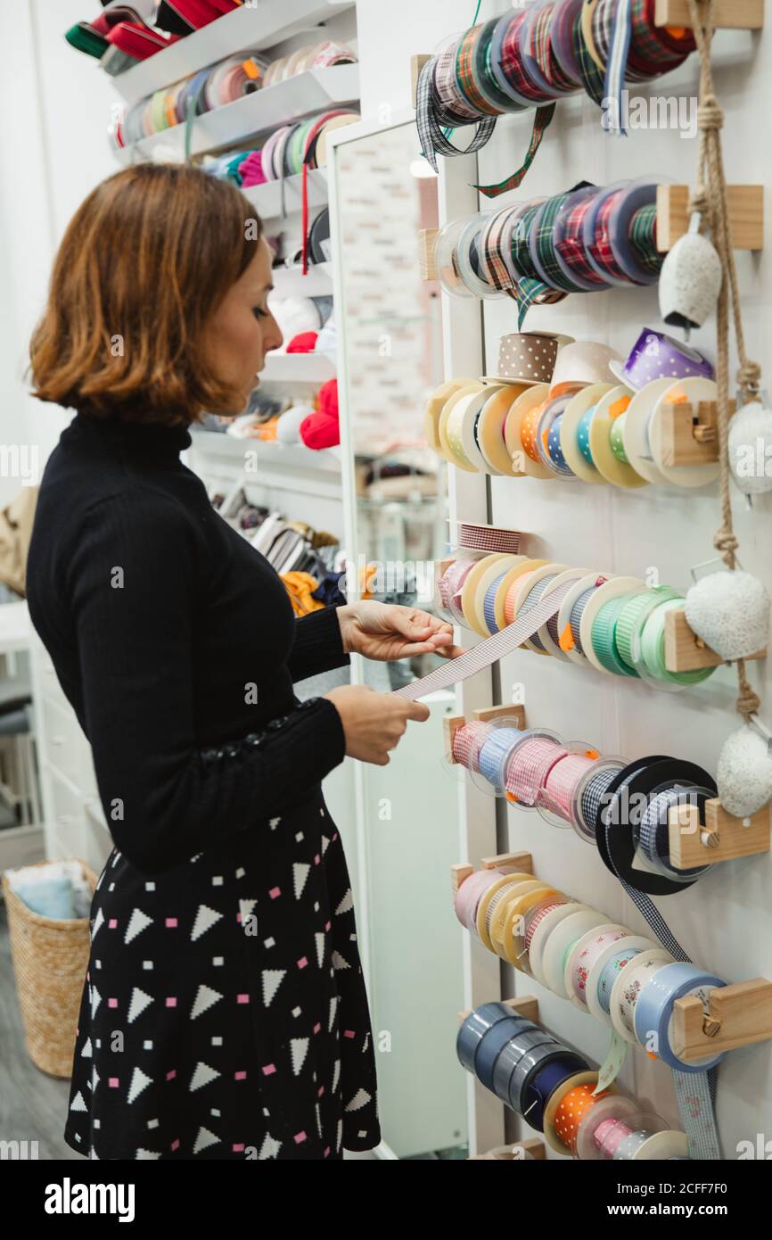Dressmaker Shop High Resolution Stock Photography and Images - Alamy
