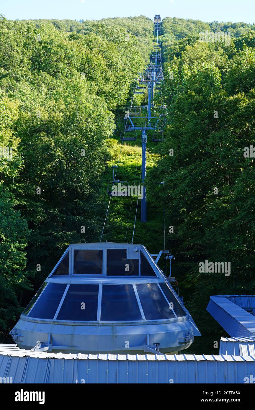 Camelback mountain resort ski hi-res stock photography and images - Alamy