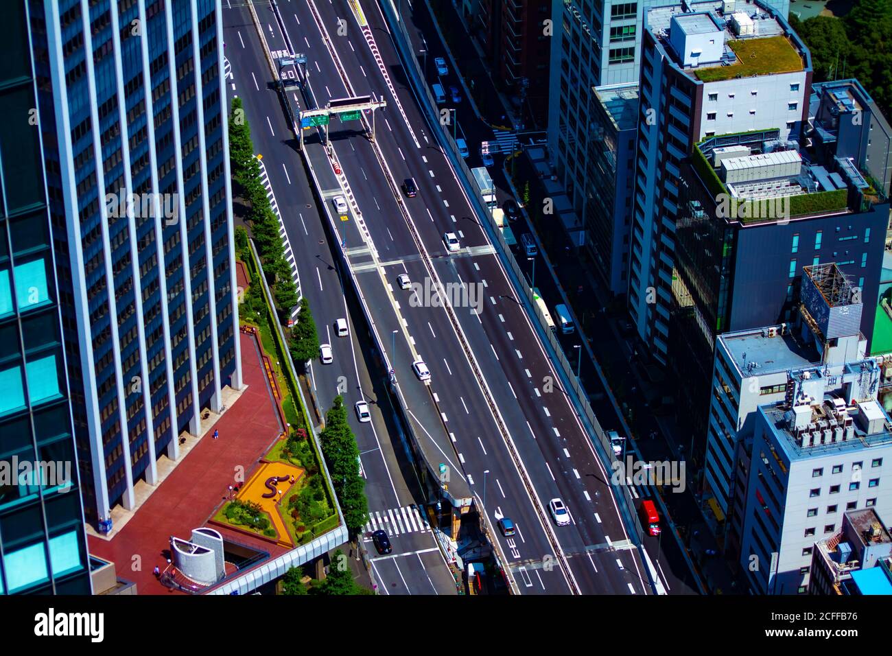 Tokyo japan traffic jam cars hi-res stock photography and images - Alamy