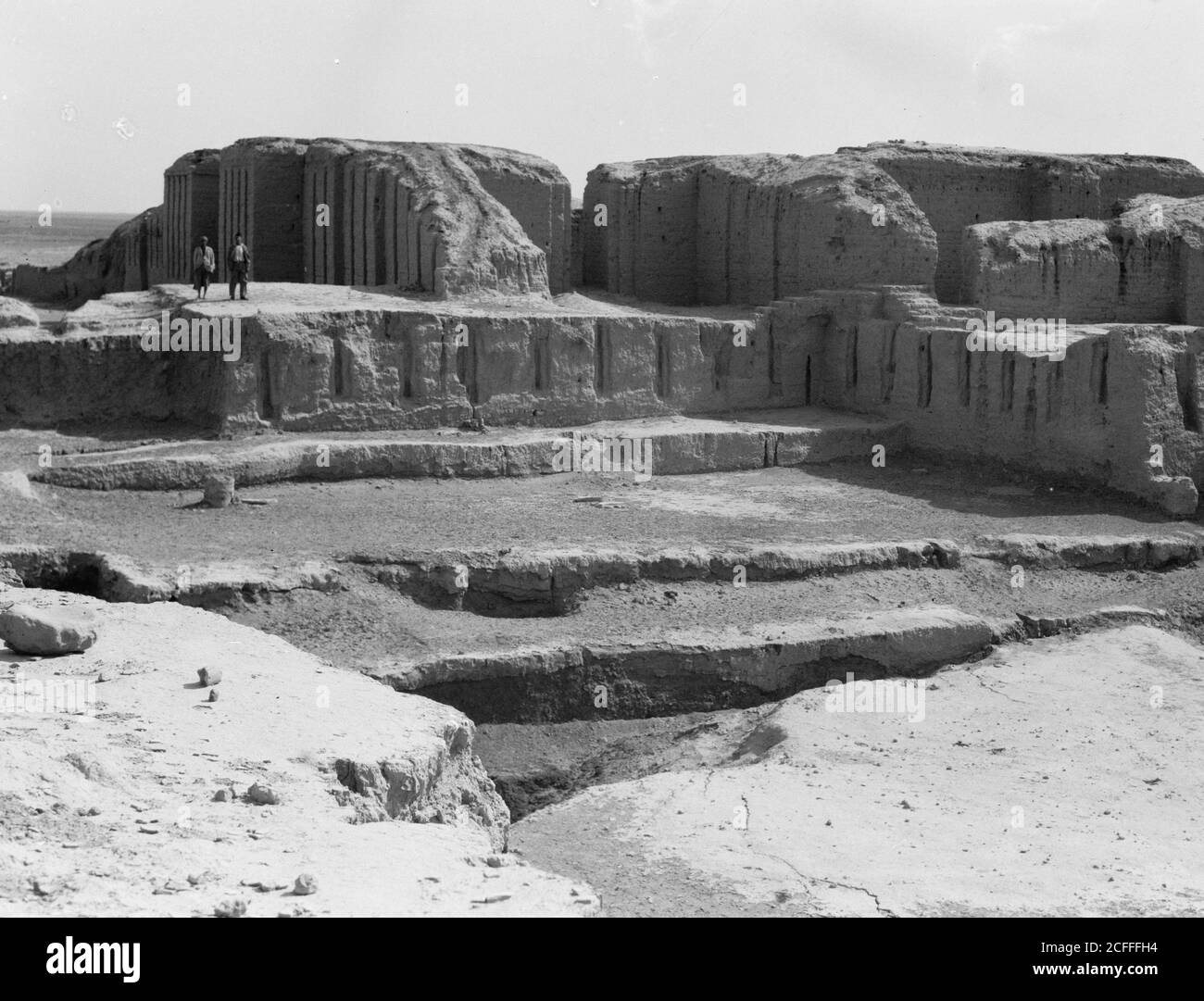 Original Caption: Iraq. Kish. (Tel-Uhaimir). The ruling city ...