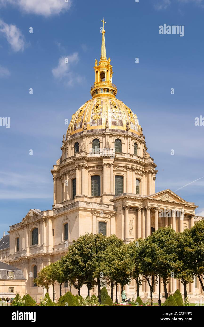 Paris, the Invalides dome, beautiful monument Stock Photo - Alamy