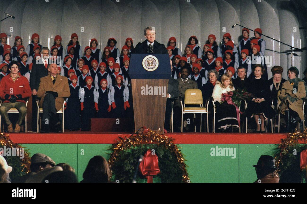 1970s national christmas tree lighting hi-res stock photography and ...