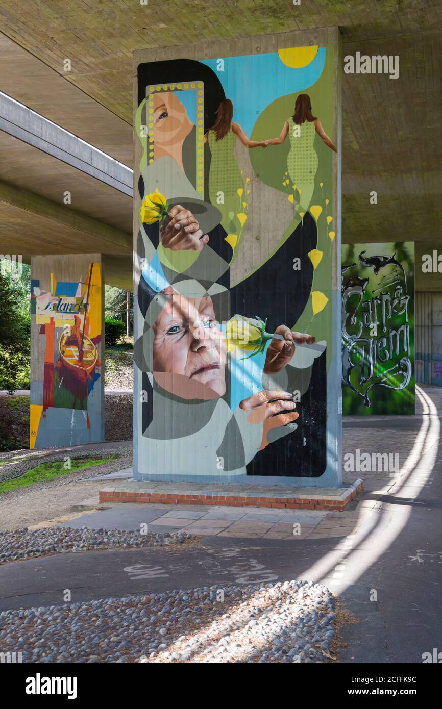 Bournemouth, Dorset UK. 5th September 2020. UK weather: sunshine at ...