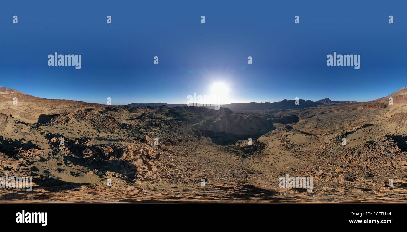 Remote desert hi-res stock photography and images - Alamy