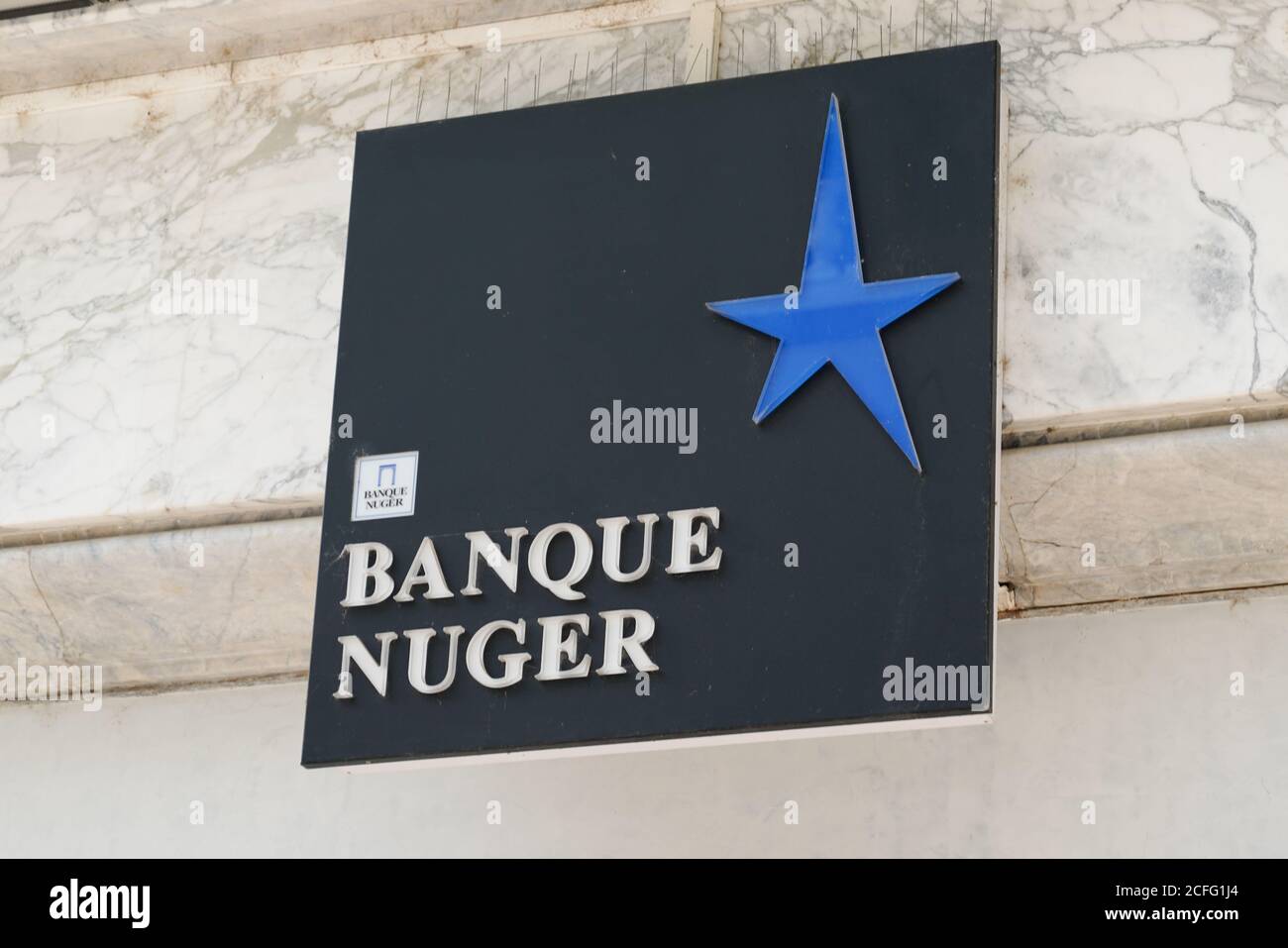 Clermont-Ferrand, , Auvergne / France - 08 25 2020 : Banque nuger panel ...