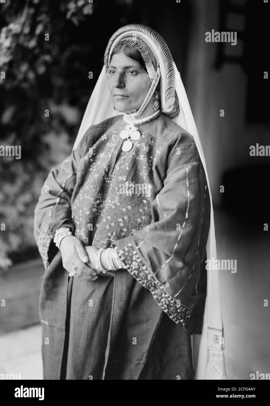 Historical Woman Traditional Dress Ramala High Resolution Stock ...