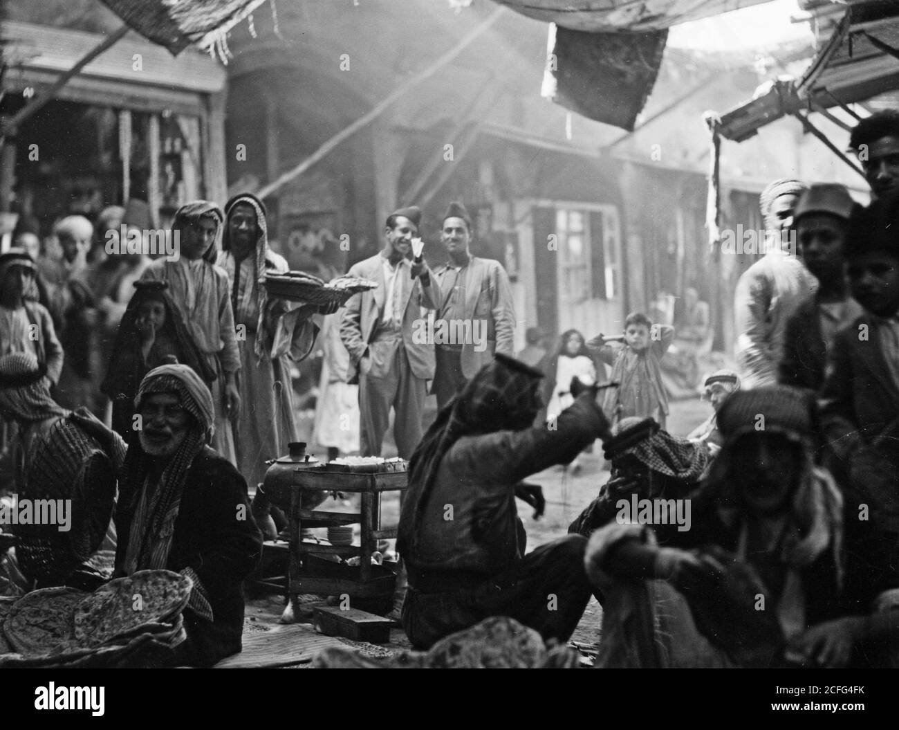 Middle east street 1900s hi-res stock photography and images - Alamy
