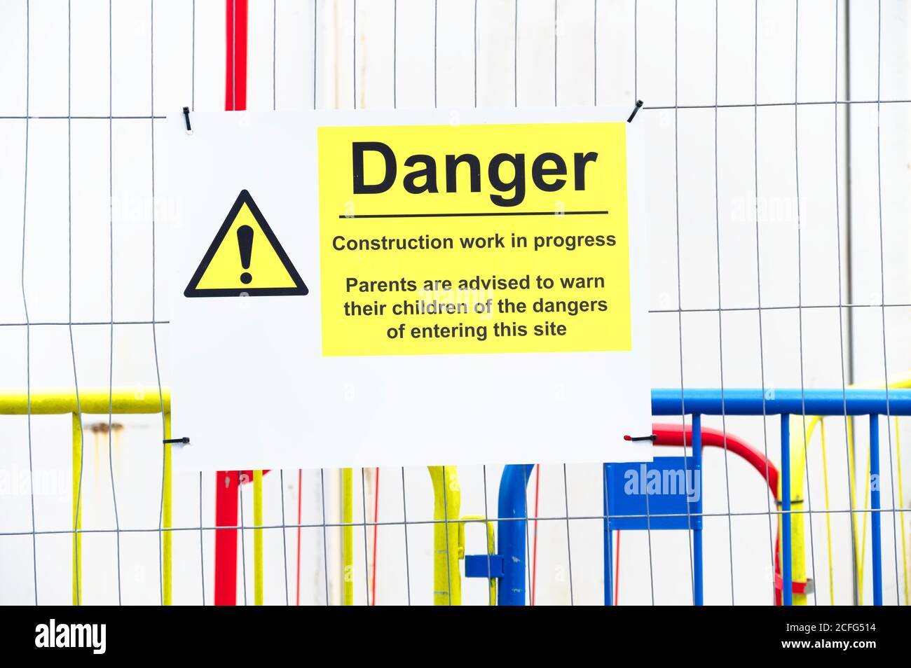 Construction site health and safety message rules sign board signage on ...
