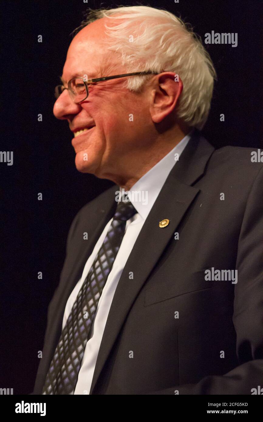 Sanders 2016 hi-res stock photography and images - Alamy