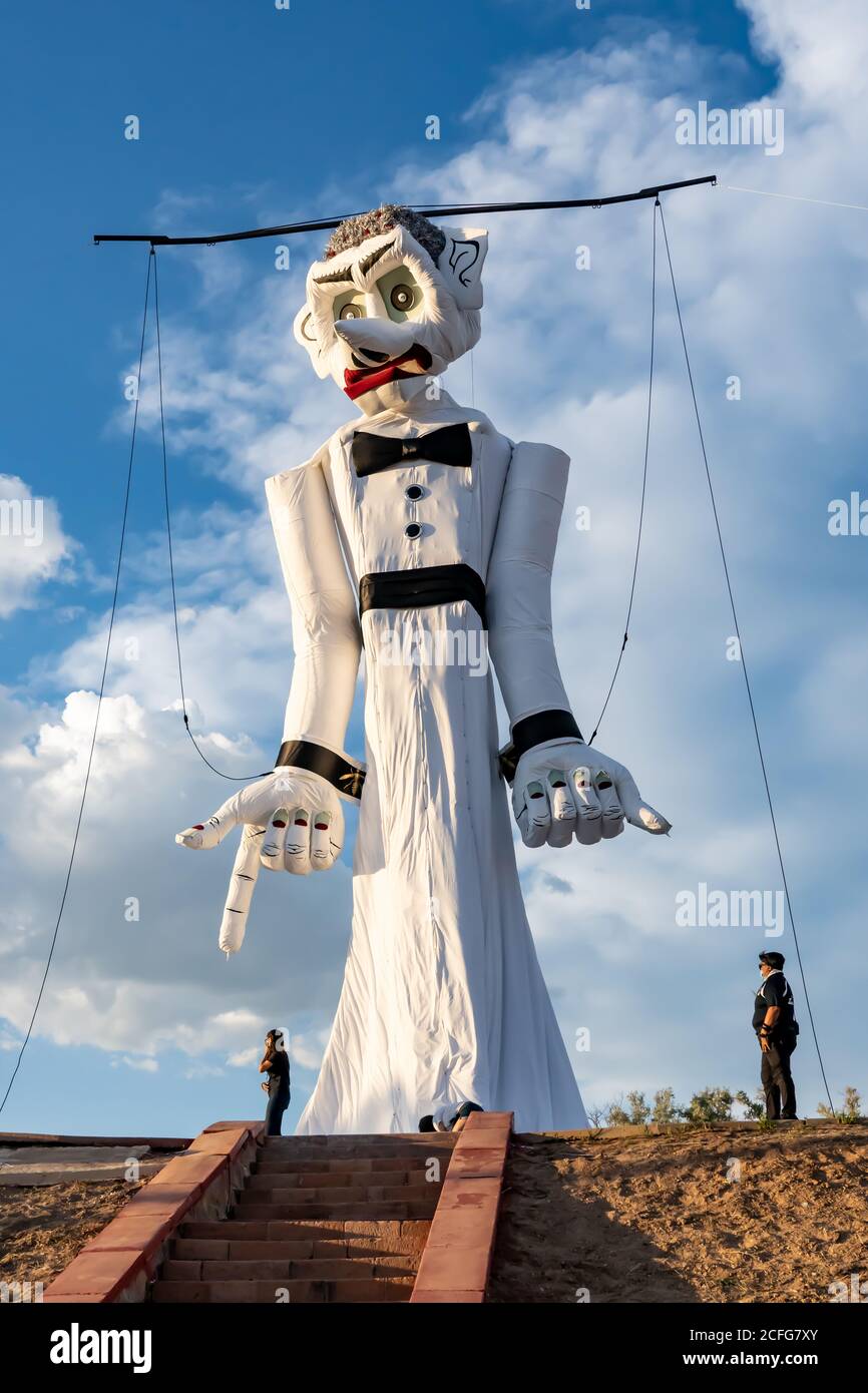 Old man gloom hi-res stock photography and images - Alamy