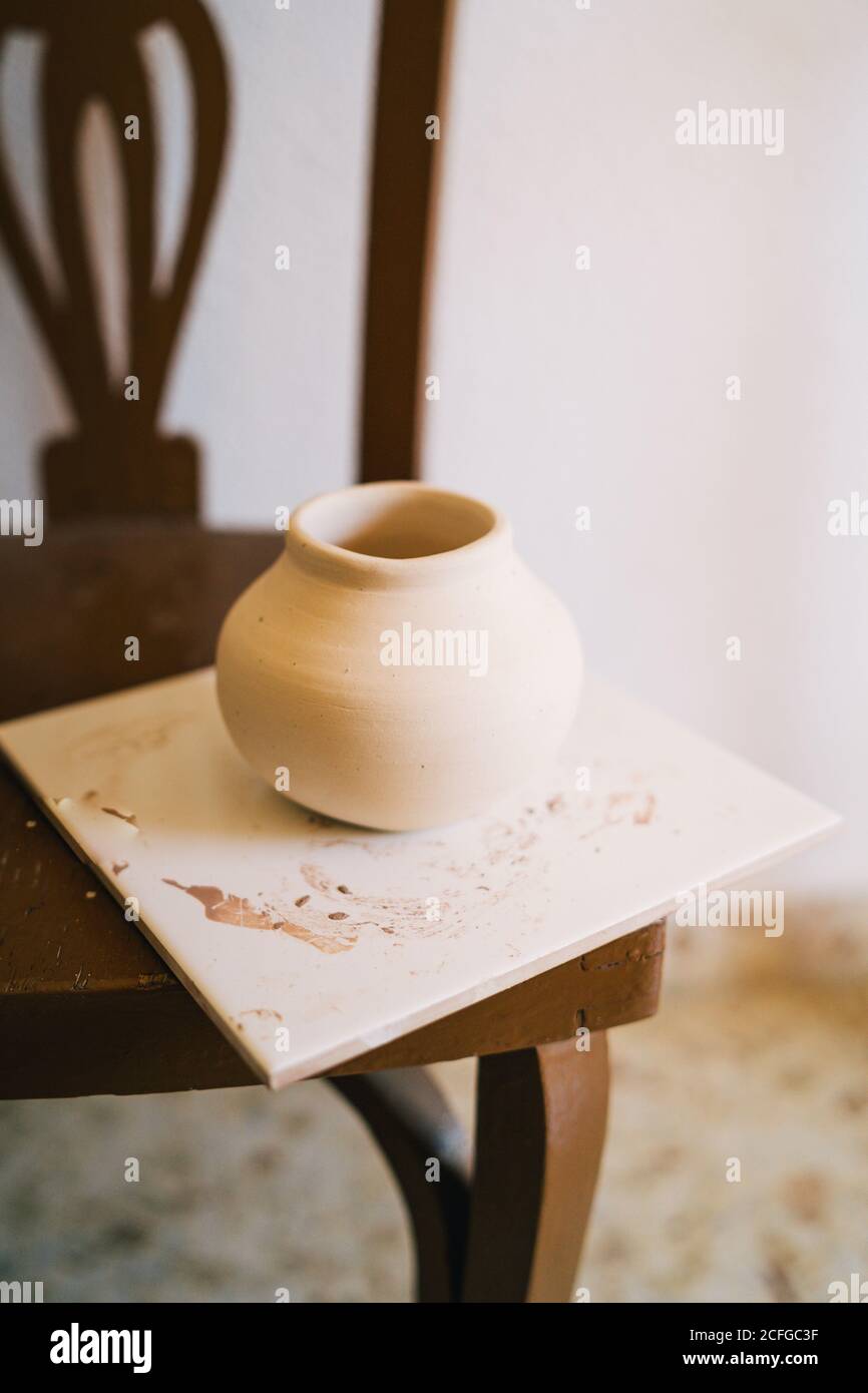 Pot vase square clay hi-res stock photography and images - Alamy