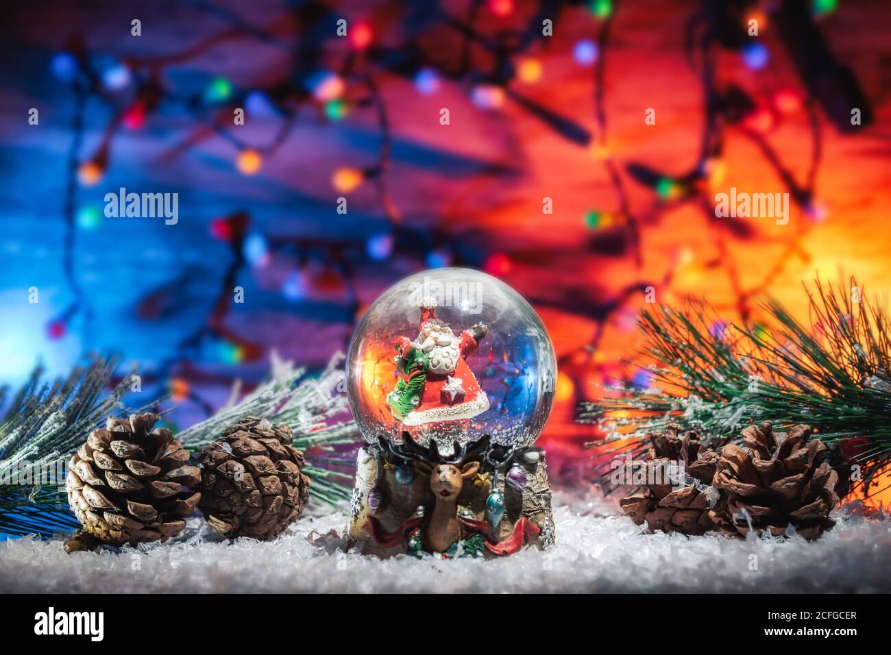 Christmas snow ball with Santa Claus Stock Photo - Alamy