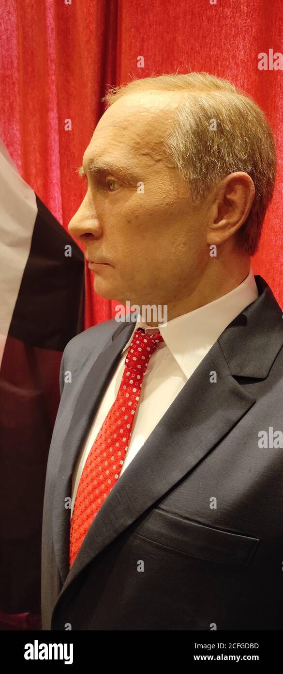 Vladimir putin angry hi-res stock photography and images - Alamy
