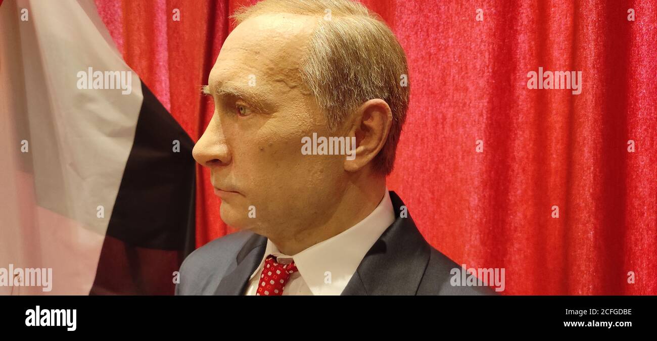Vladimir putin angry hi-res stock photography and images - Alamy