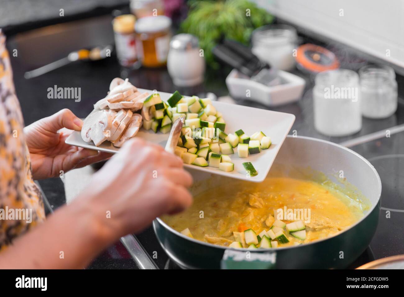 Cooking vegetable cream Stock Photo - Alamy