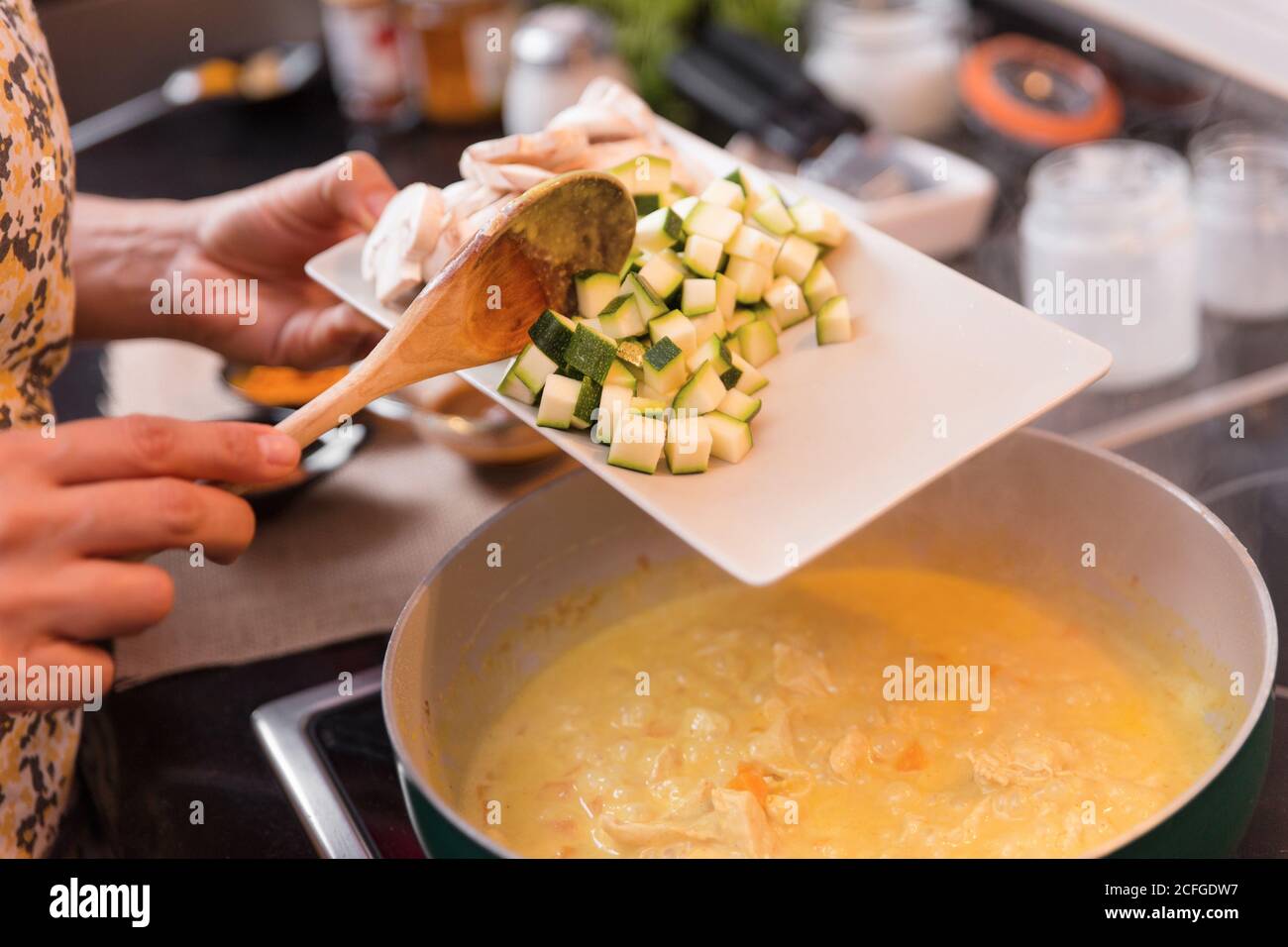 Cooking vegetable cream Stock Photo - Alamy