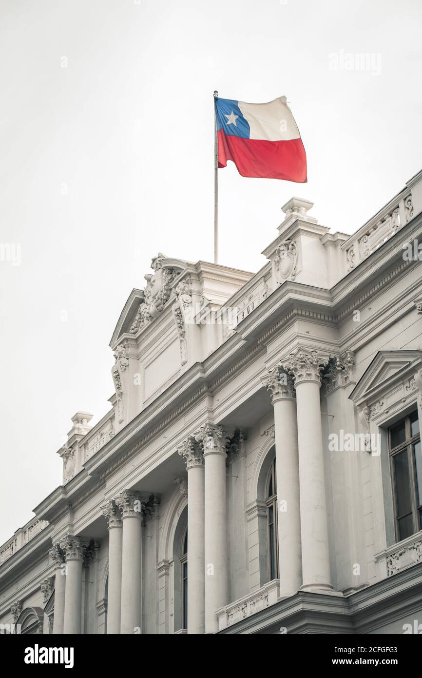 From below amazing exterior of Palacio de los Tribunales de Justicia ...