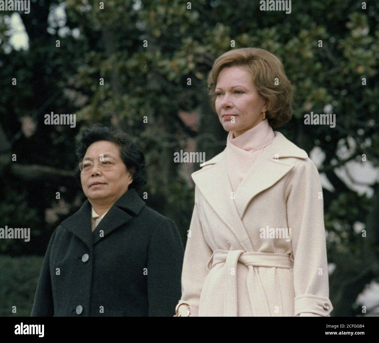 Madame Zhuo Lin and Rosalynn Carter during arrival ceremony for the ...