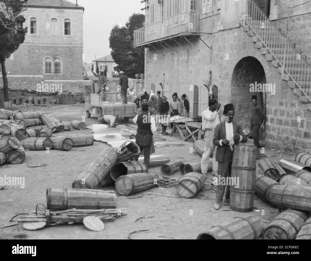 Locust plague hi-res stock photography and images - Alamy