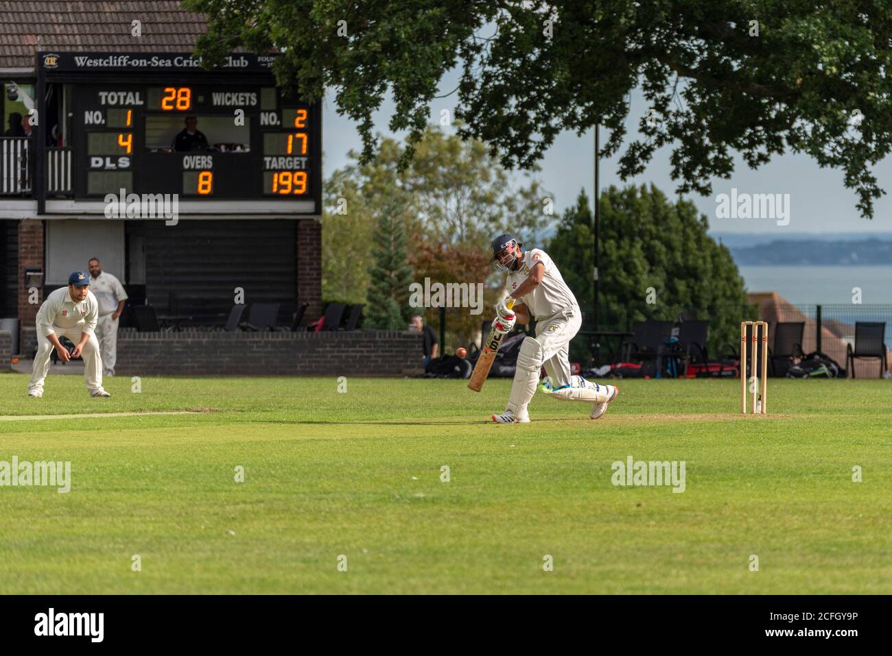Cricket clubhouse hi-res stock photography and images - Alamy