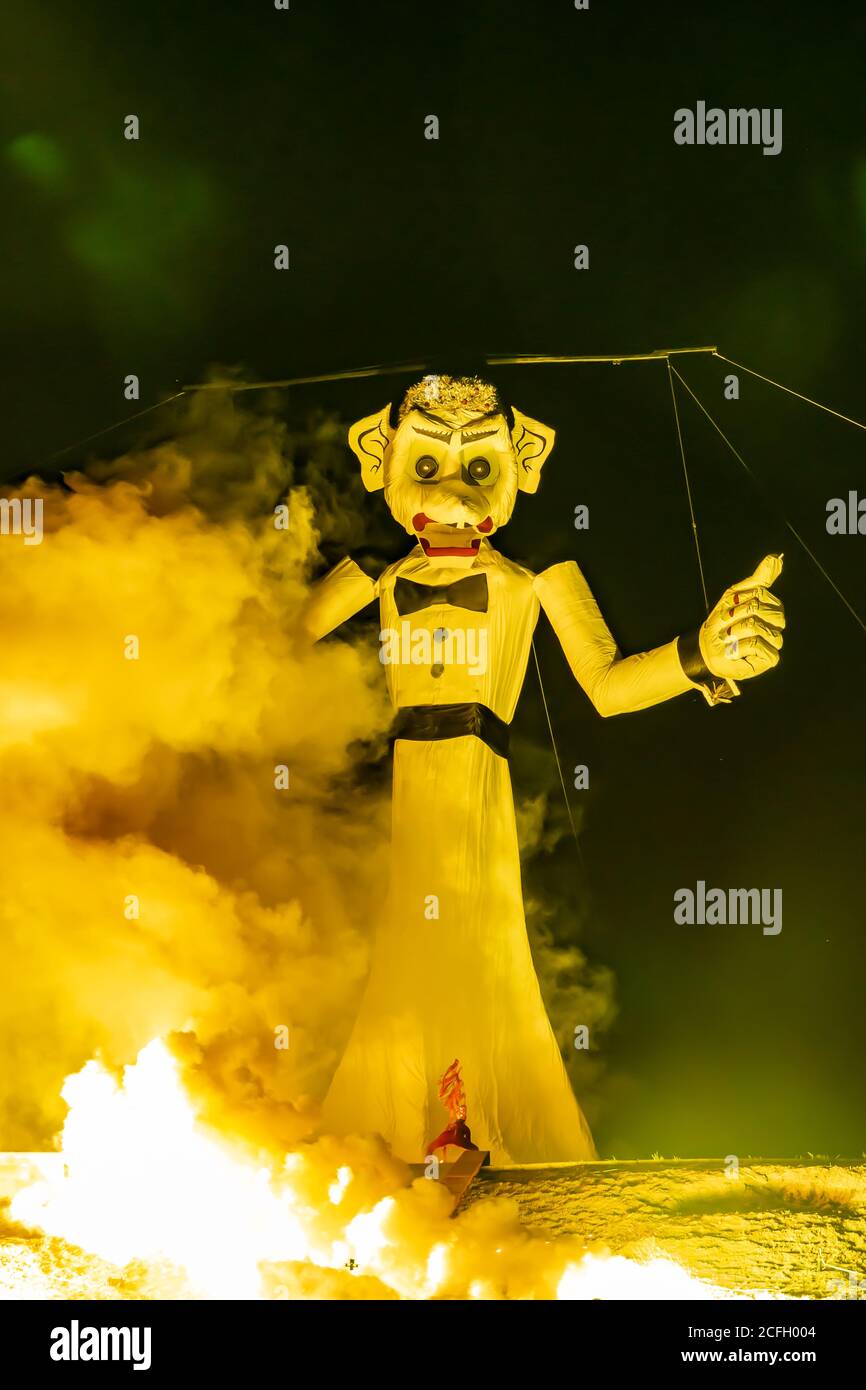 Old man gloom zozobra hi-res stock photography and images - Alamy
