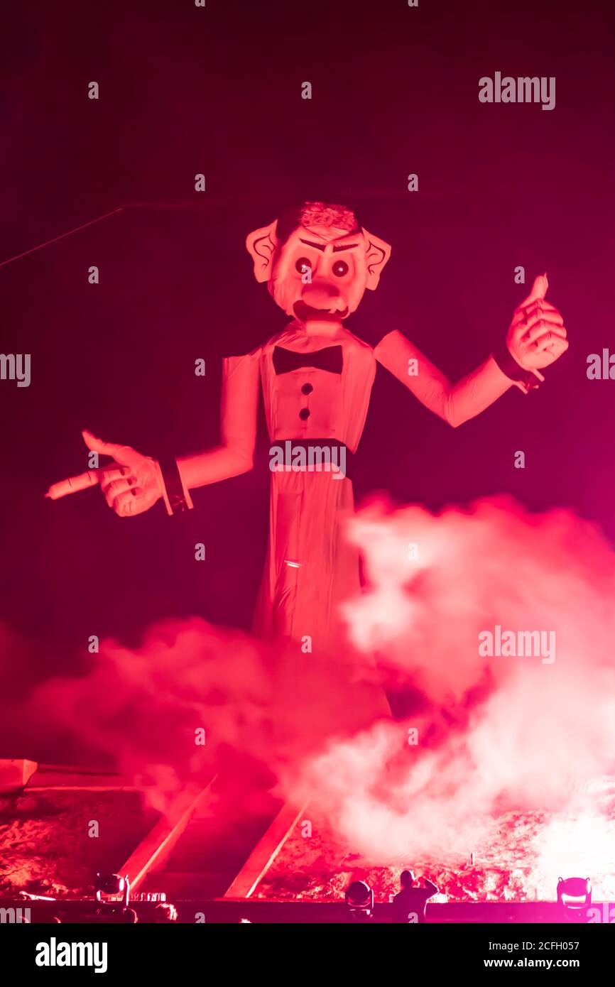 Zozobra (Old Man Gloom) in Santa Fe, New Mexico Stock Photo - Alamy
