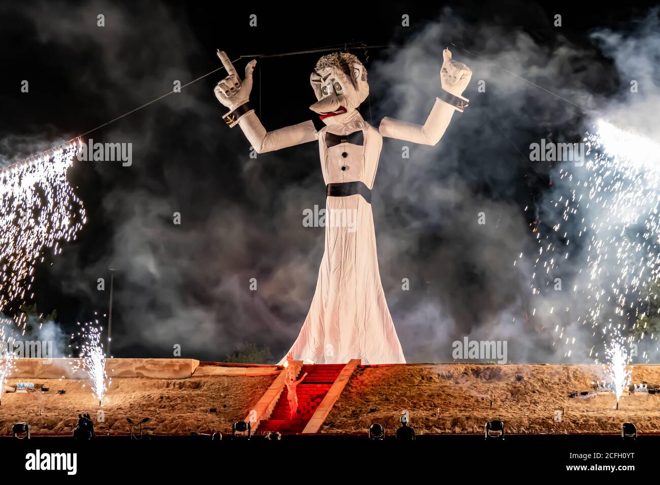 Zozobra (Old Man Gloom) in Santa Fe, New Mexico Stock Photo - Alamy