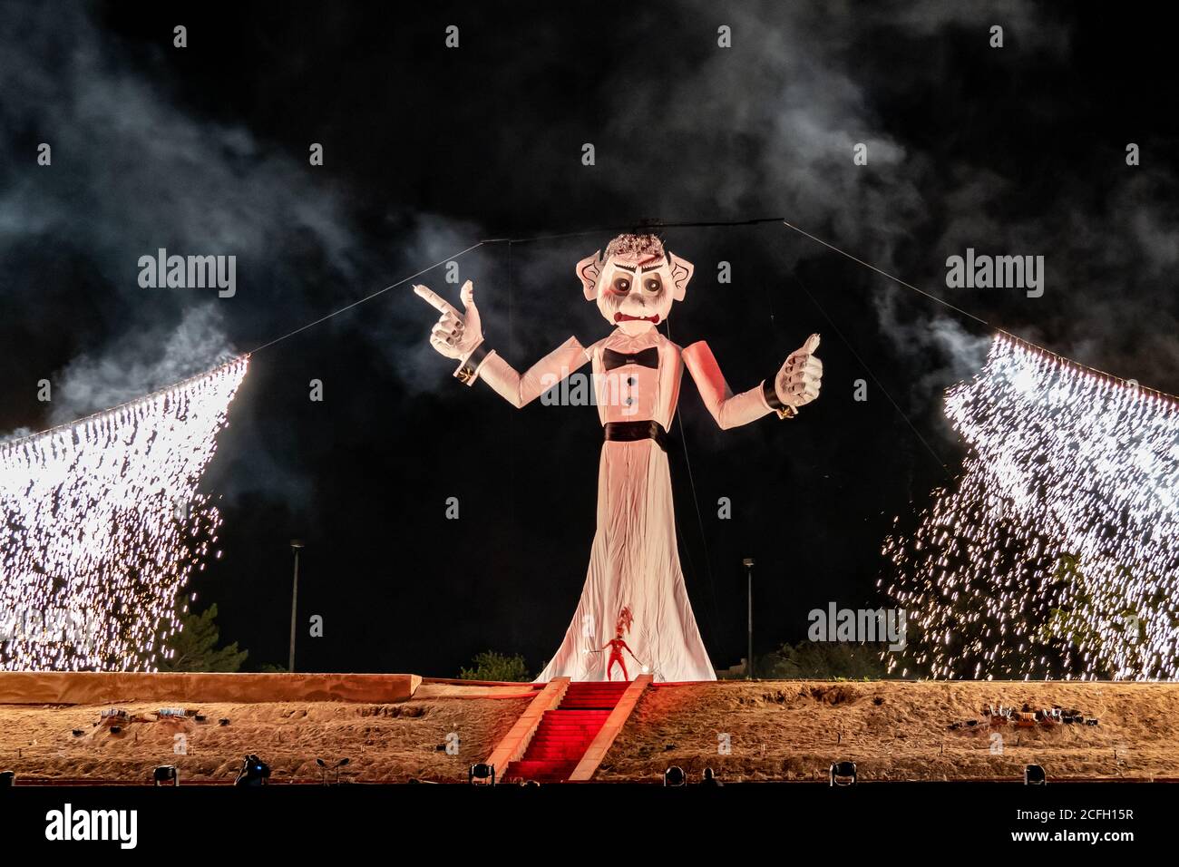 Zozobra (Old Man Gloom) in Santa Fe, New Mexico Stock Photo - Alamy