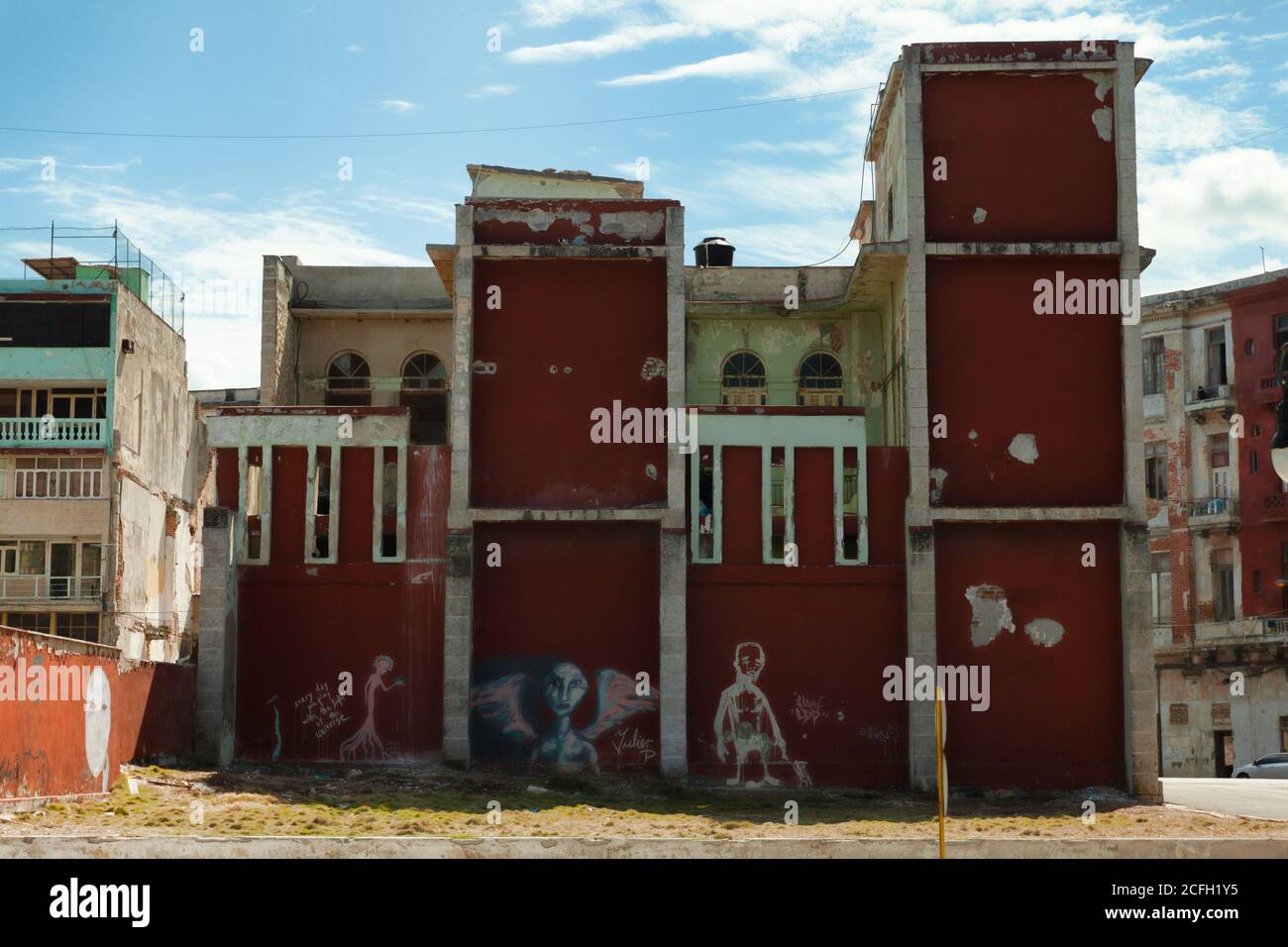 Cuban slum hi-res stock photography and images - Alamy
