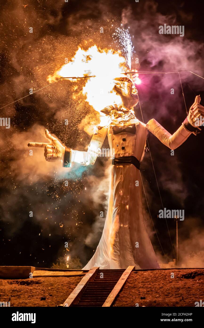 Zozobra (Old Man Gloom) in Santa Fe, New Mexico Stock Photo - Alamy