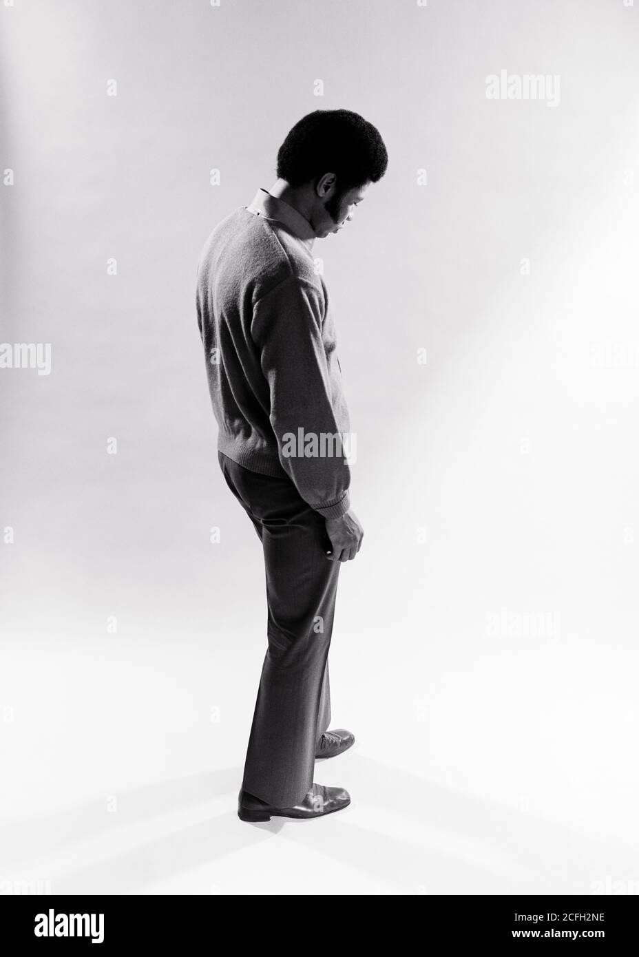 Defeated man hi-res stock photography and images - Alamy