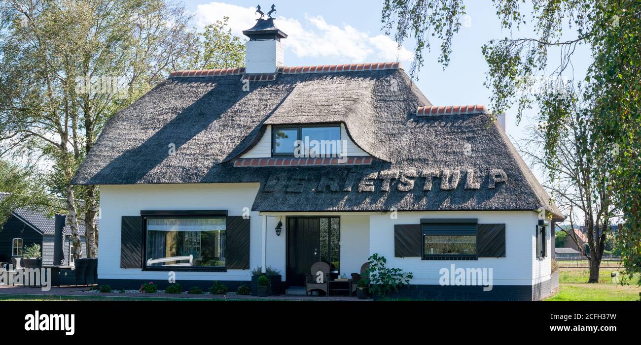 Old dutch style farm house hi-res stock photography and images - Alamy