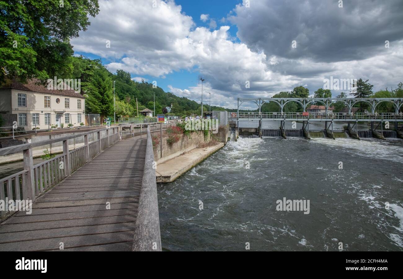 Henley river hi-res stock photography and images - Alamy