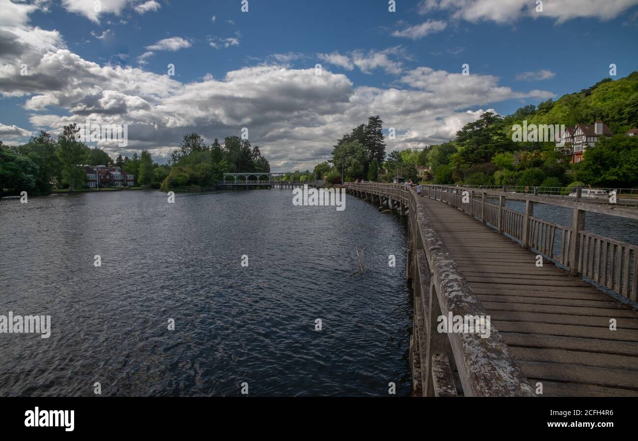 Weir marsh lock river hi-res stock photography and images - Alamy